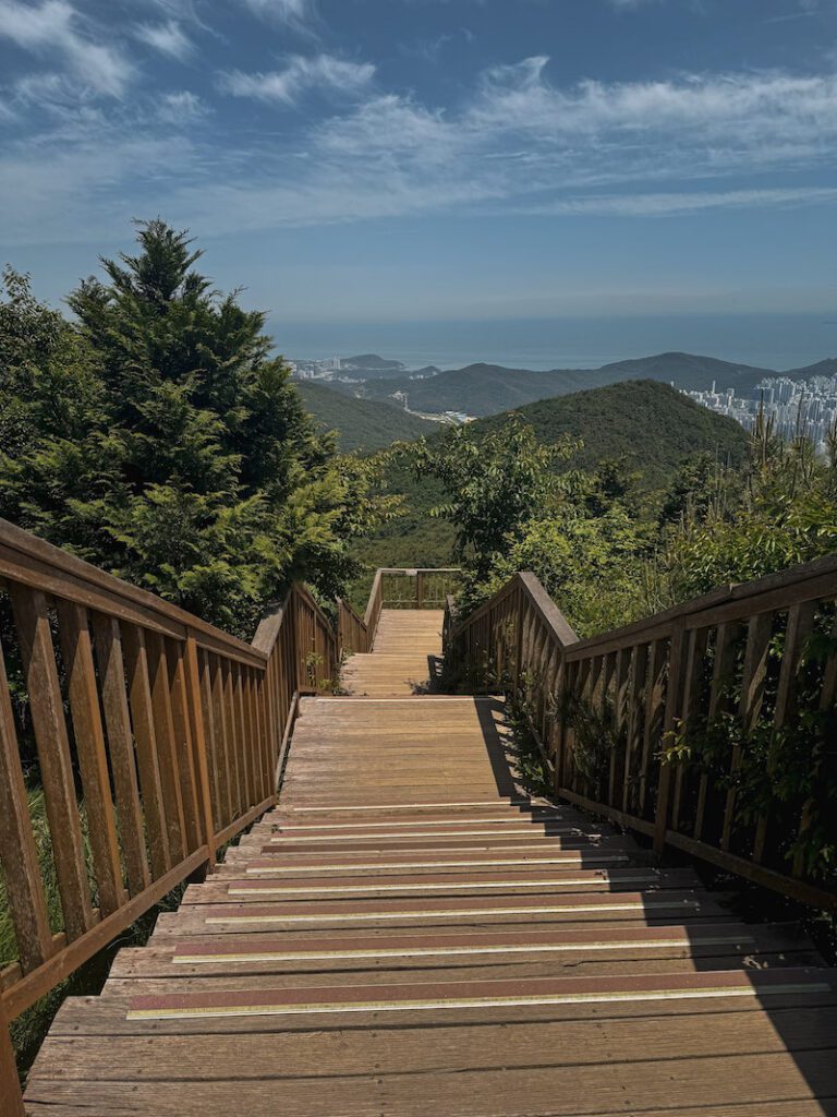 Busan's Jangsan Mountain (Summit + Jungbong Observatory)